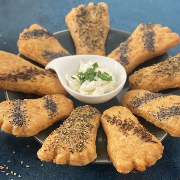 Käsegebäck - Rezepte - Kaffee oder Tee - TV Käsegebäck - Rezepte - Kaffee oder Tee - TV